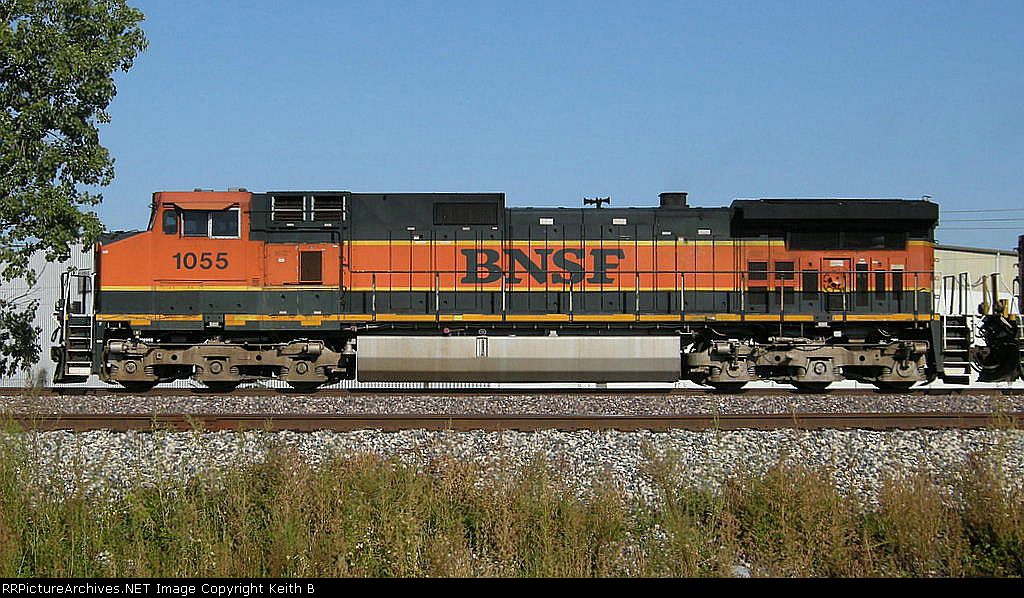BNSF 1055